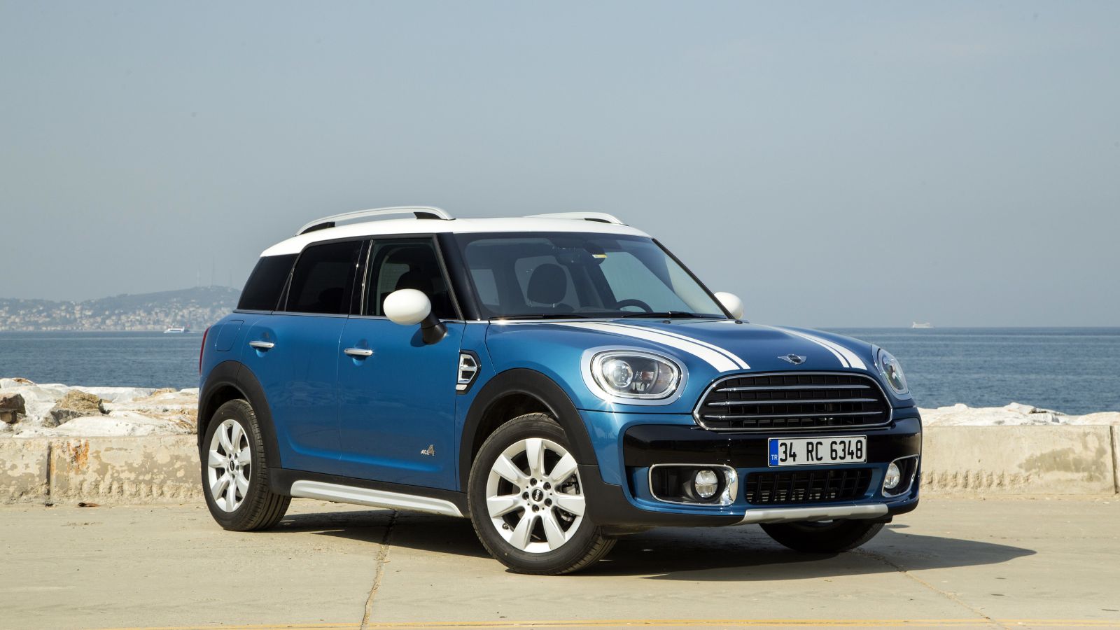 20 Compact AWD Cars Canadians Trust When the Roads Turn to Ice