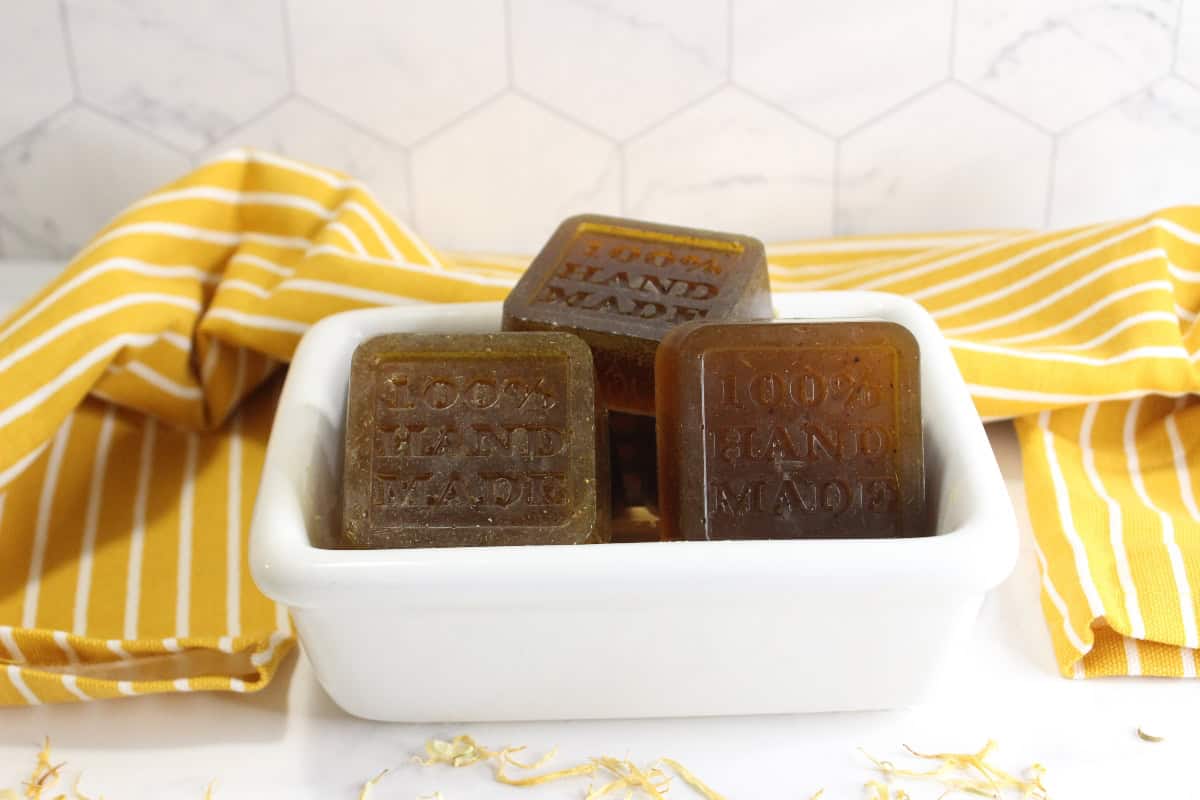 10 Calendula Soap Benefits + Easy DIY Recipe