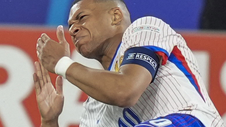 Real Madryt mógłby uratować Kyliana Mbappe przed meczem z Polską. Ale ... Real Madryt mógłby uratować Kyliana Mbappe przed meczem z Polską. Ale ...