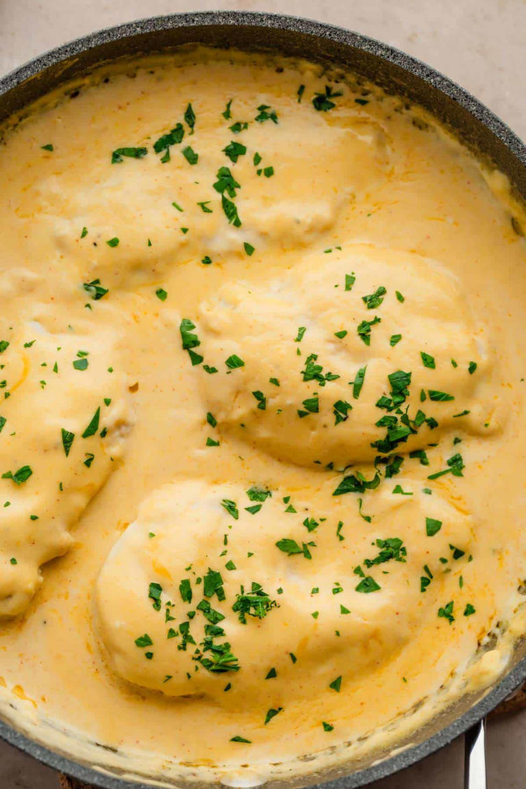 Chicken Breast In Cheddar Cheese Sauce