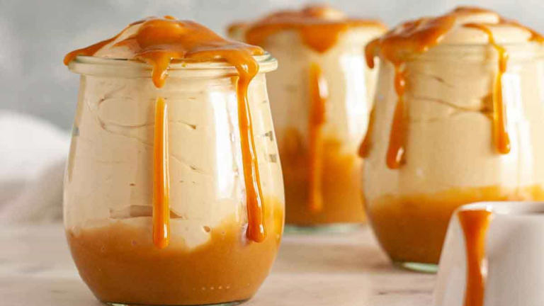 8 mini party desserts that are easy to serve on New Year’s Eve