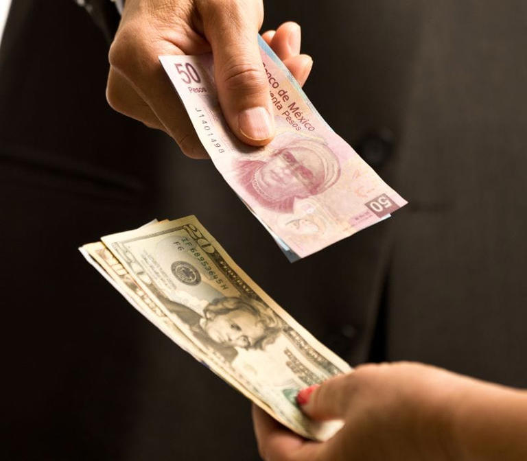 10 Travel Scams So Sneaky, You Might Fall for Them Too