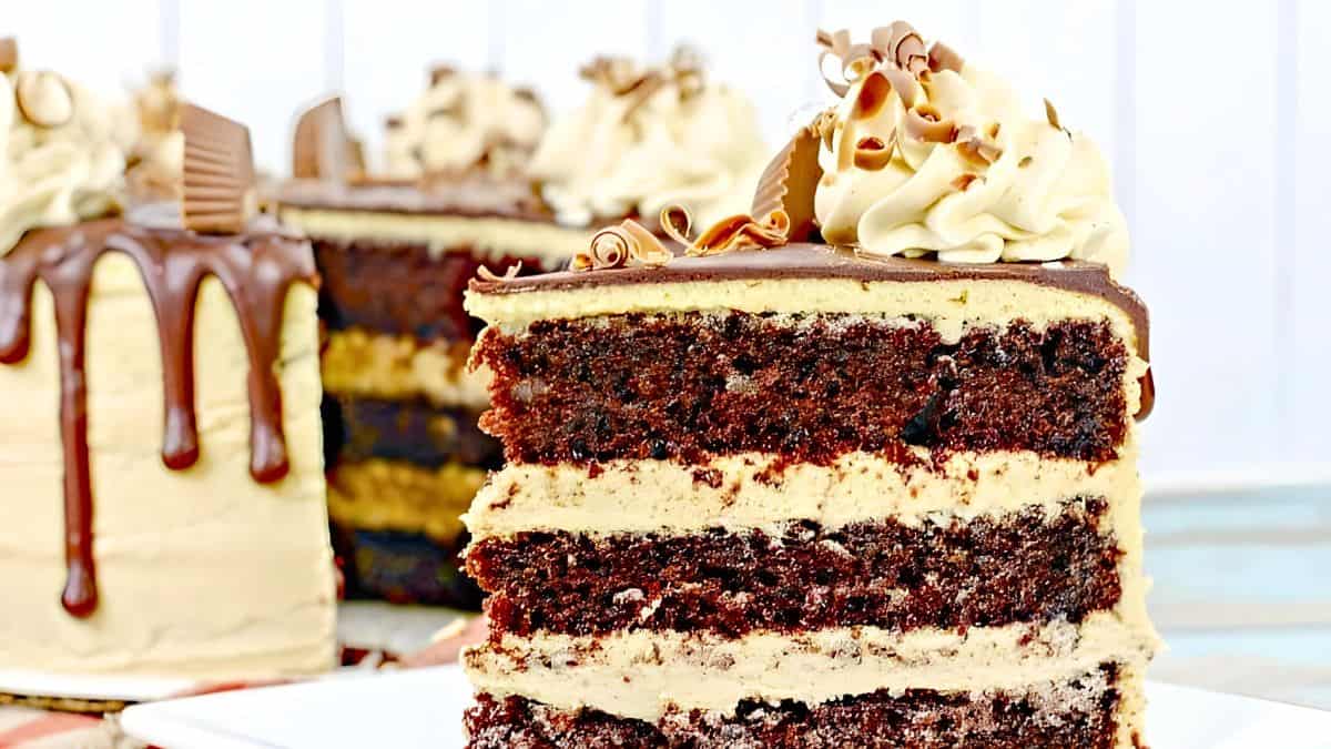 20 Stunning Layer Cakes That Taste as Good as They Look