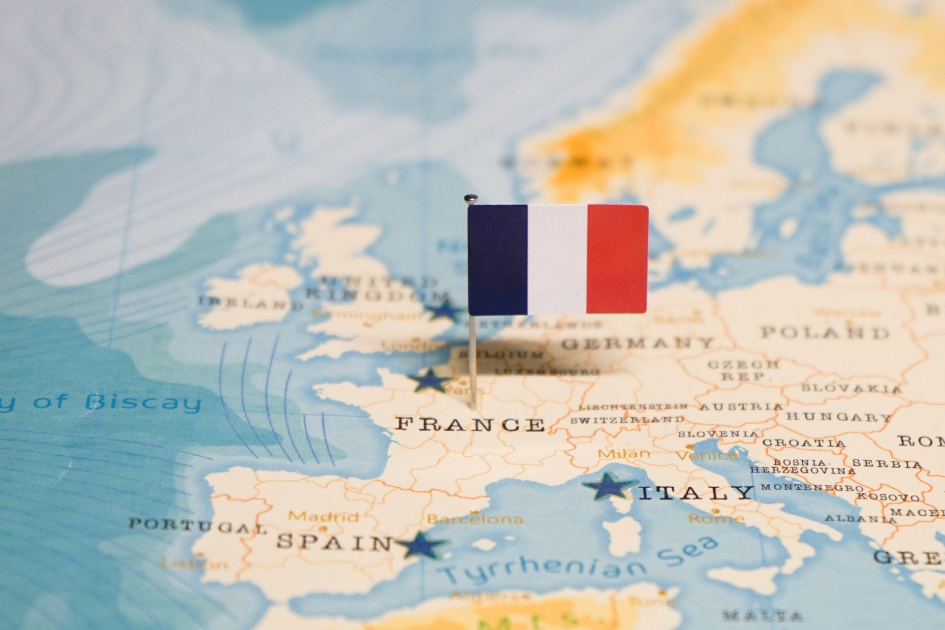 Chemical elements that are named after places