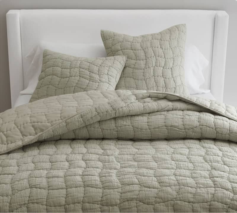 The 14 best deals we found at Pottery Barn's Memorial Day sale