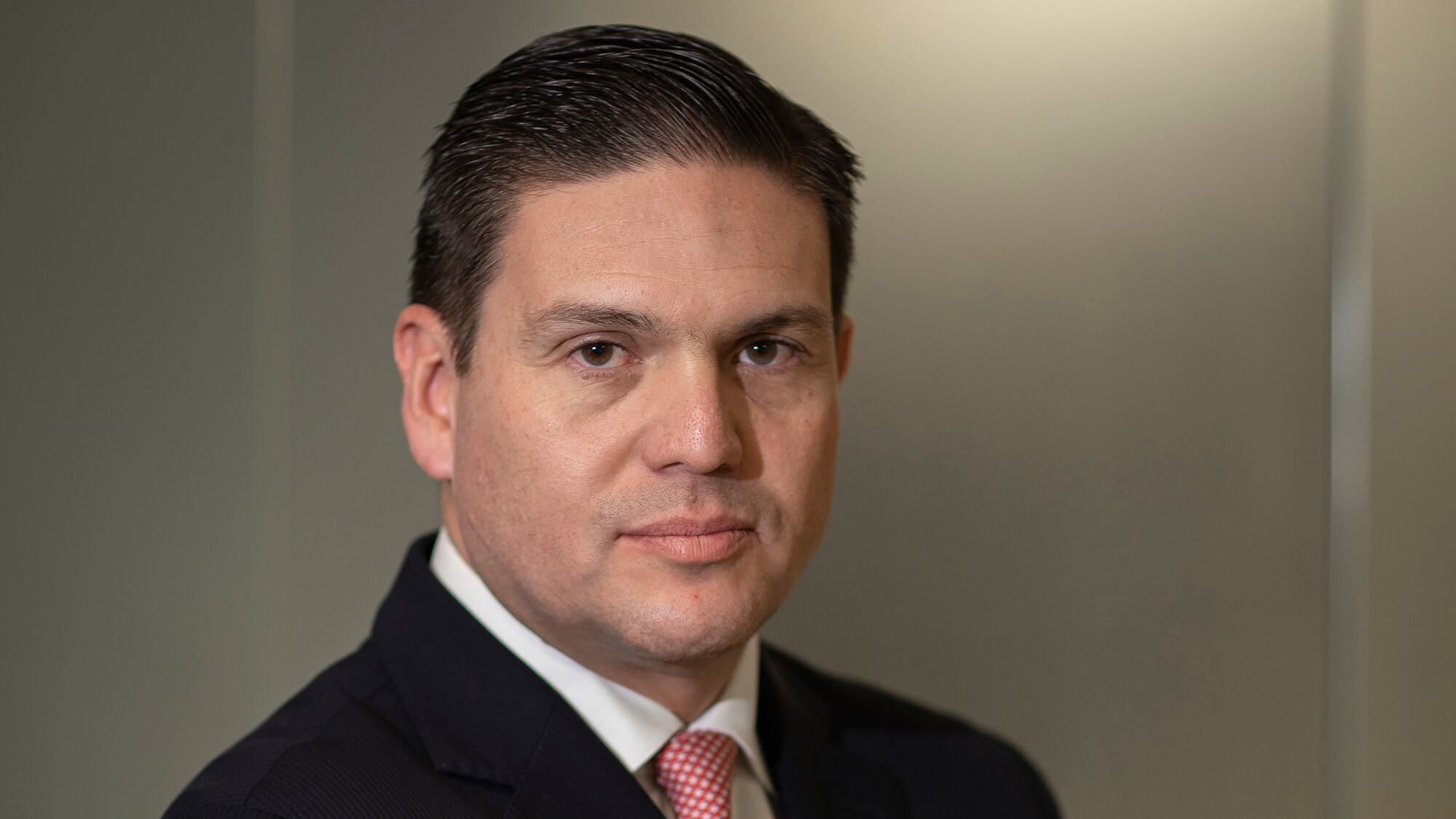 Exministro Juan Carlos Pinzón estalló por homenaje de RTVC a Manuel ...