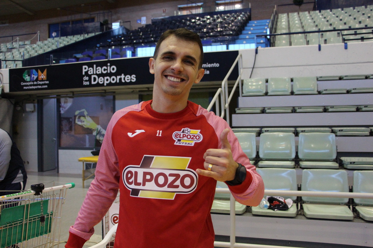 Marcel Marques rejeita Arábia e renova com o ElPozo Murcia