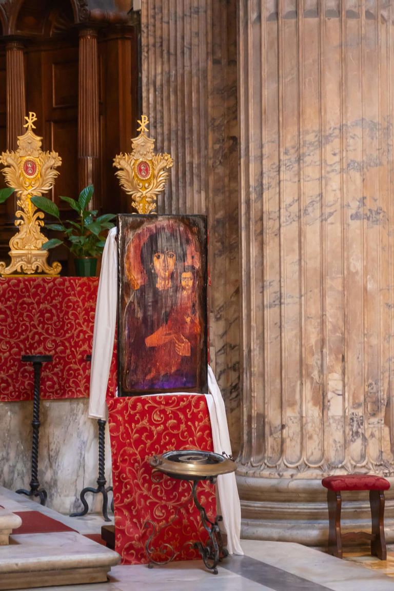 Visiting the Pantheon in Rome, Italy With Kids