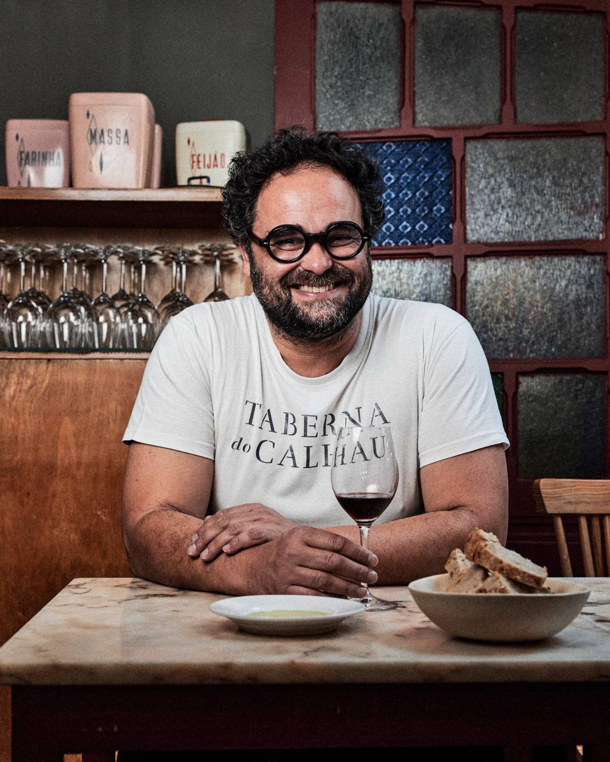 Taberna "mais alentejana de Lisboa" vai fechar. Leopoldo Garcia Calhau ...