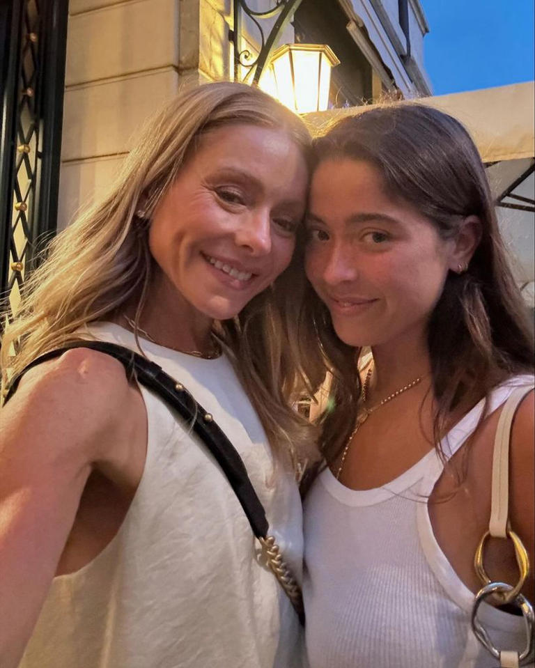 Kelly Ripa's daughter Lola finally announces long-awaited news after ... Kelly Ripa's daughter Lola finally announces long-awaited news after ...