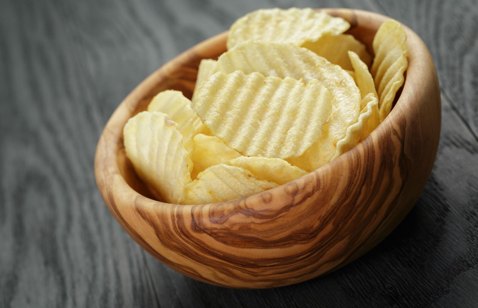 Most People Eat These 24 Common Snacks The WRONG Way