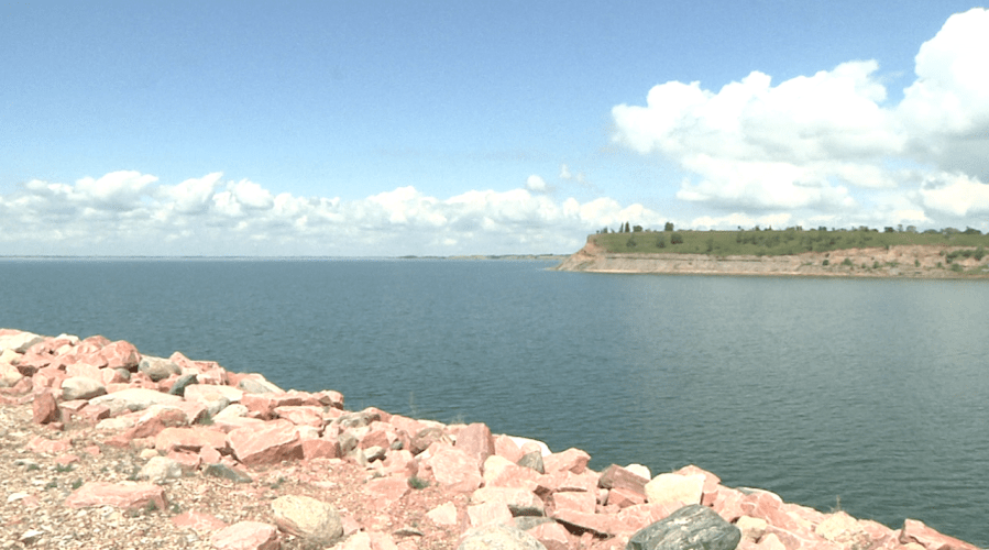 Low water year could affect Lake Sakakawea, Game and Fish
