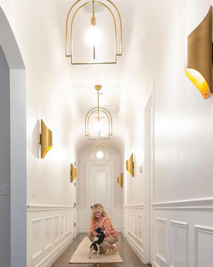 Hallway Lighting and Fixtures Ideas for Welcoming Spaces