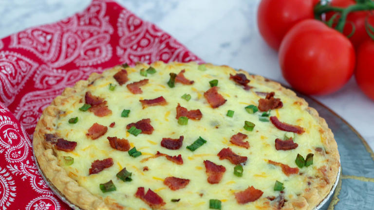 This Savory Tomato Pie Is Delicious!
