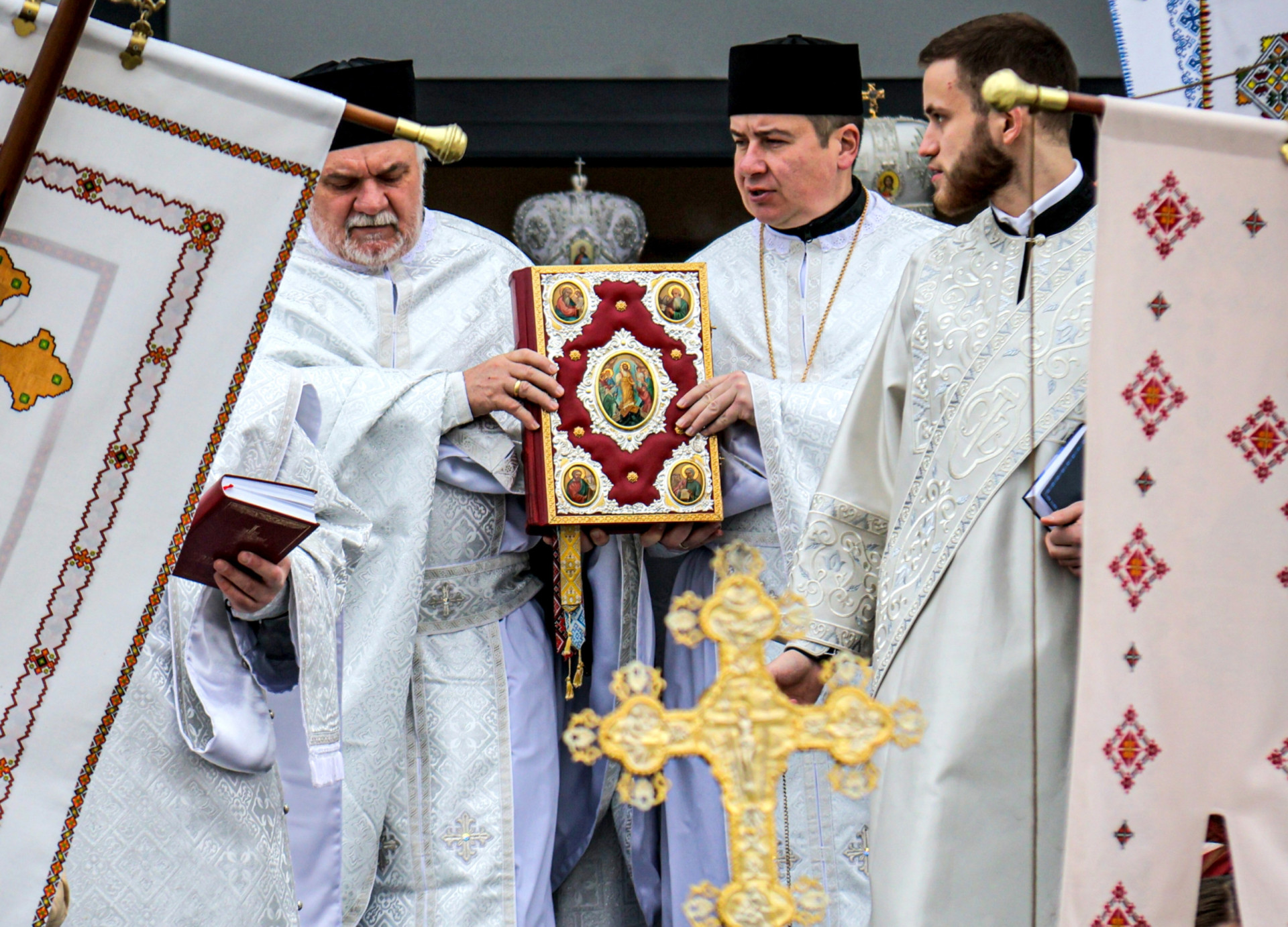 The many extraordinary rules Catholic priests have to follow