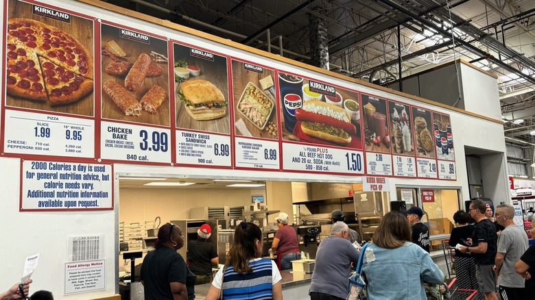 The Definitive Ranking Of Costco's Food Court Items