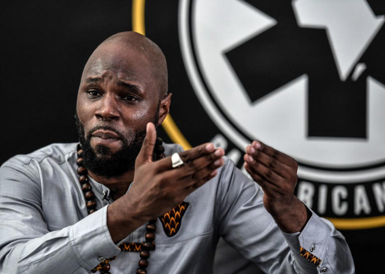 Le panafricaniste Kemi Seba déchu de la nationalité française Le panafricaniste Kemi Seba déchu de la nationalité française