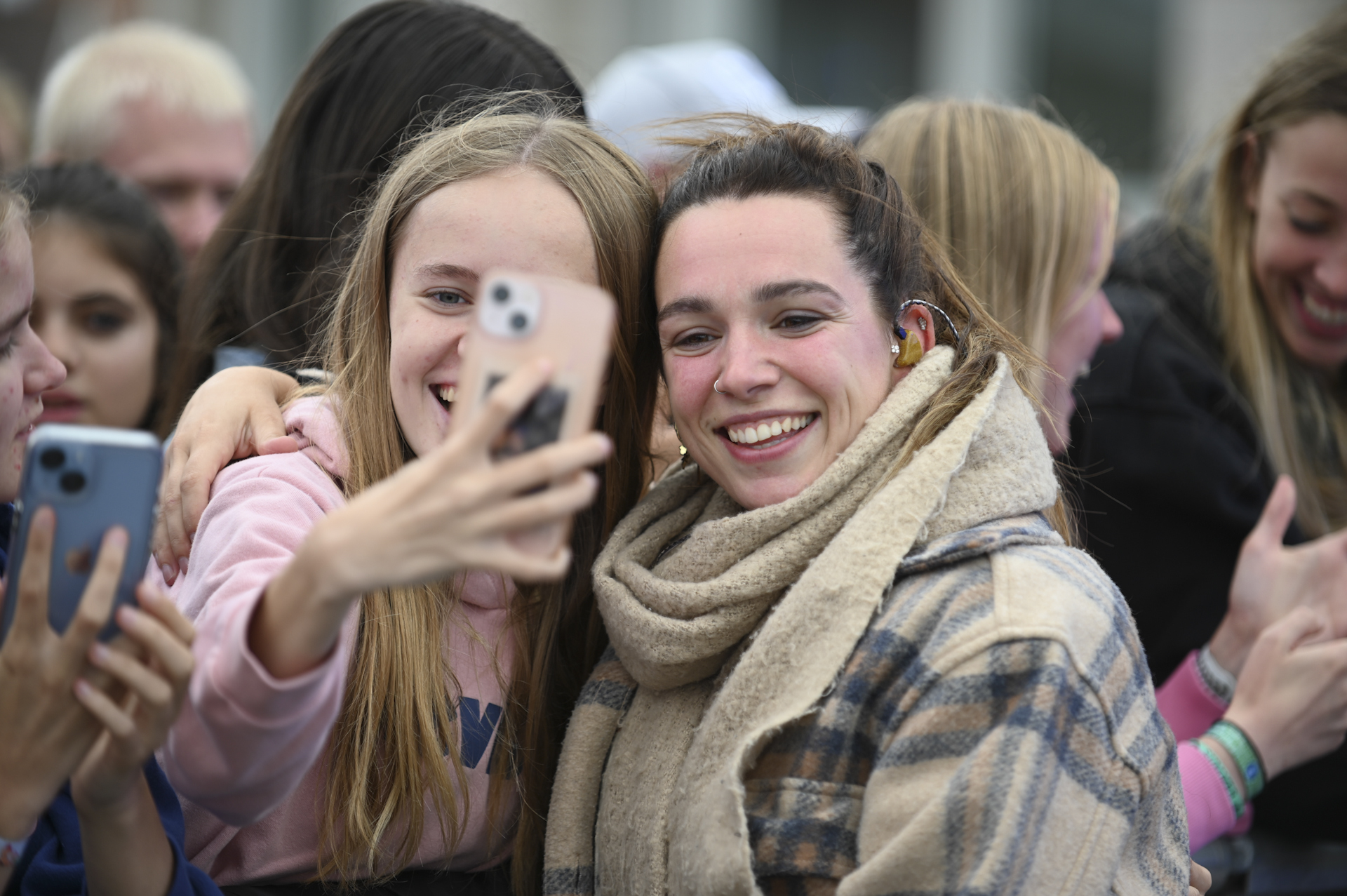 Zangeres LEEZ: “Ik was erg bang”