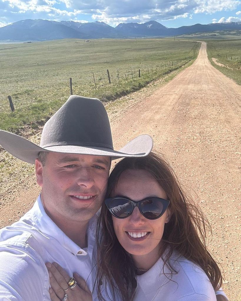 Lady Violet Manners, hija de los duques de Rutland, anuncia por ...