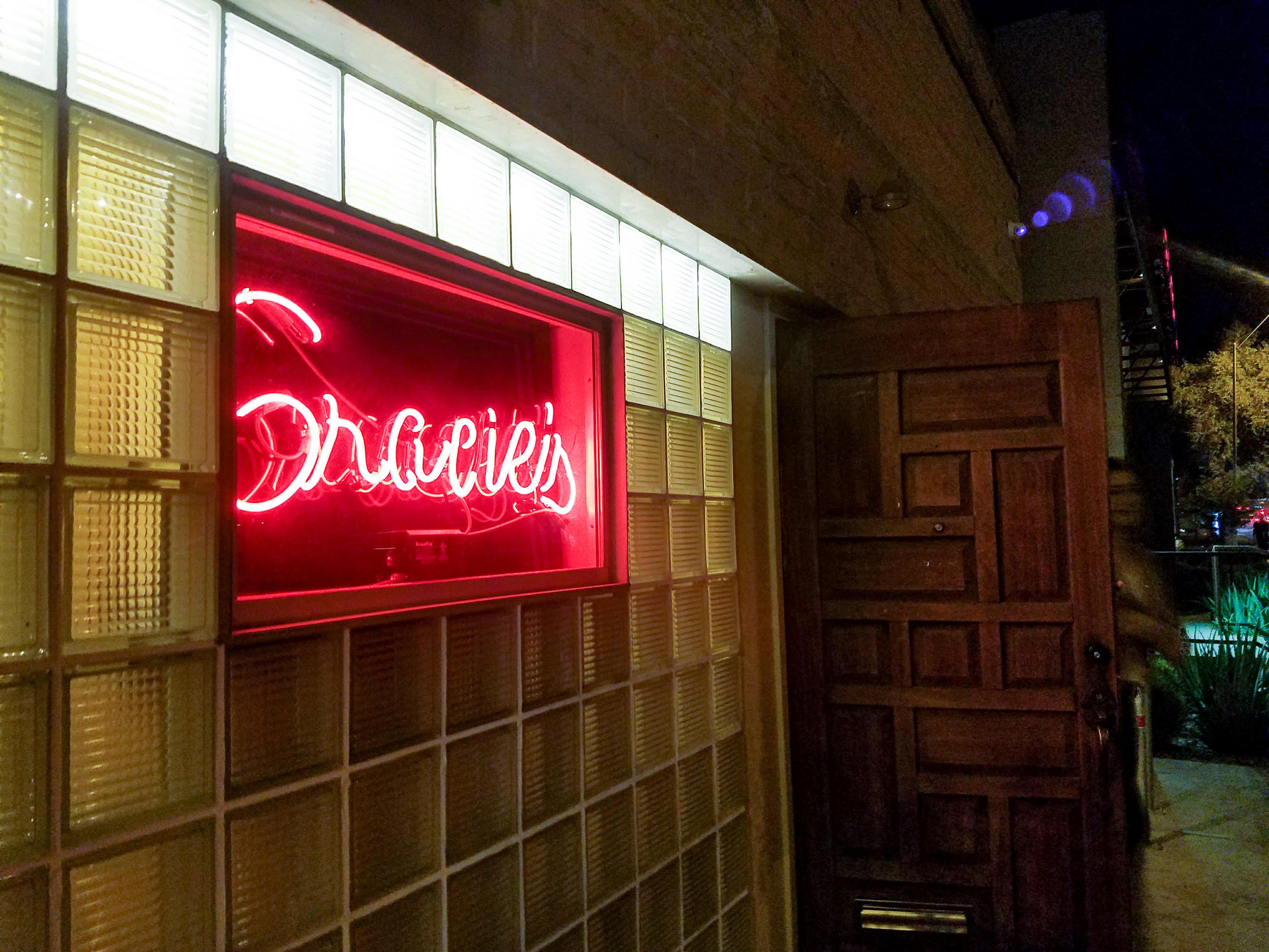 Is your single friend amazing? This dive bar wants you to pitch them ...