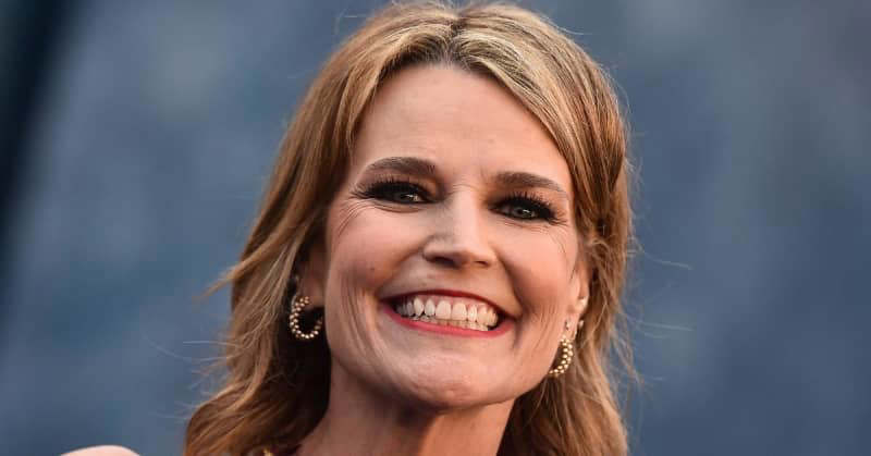 Savannah Guthrie Admits She Lost a Tooth at 'Today' Christmas Party ... Savannah Guthrie Admits She Lost a Tooth at 'Today' Christmas Party ...