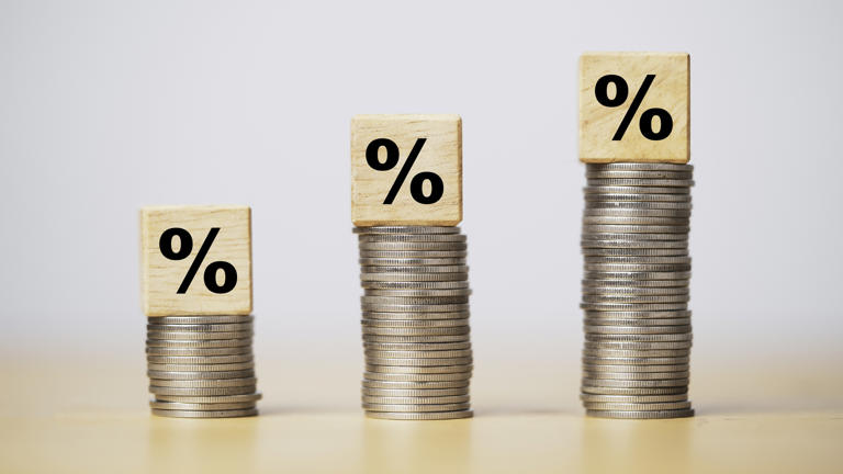 This 1 Simple Change in Your Savings Could Earn You Hundreds Each Year ...