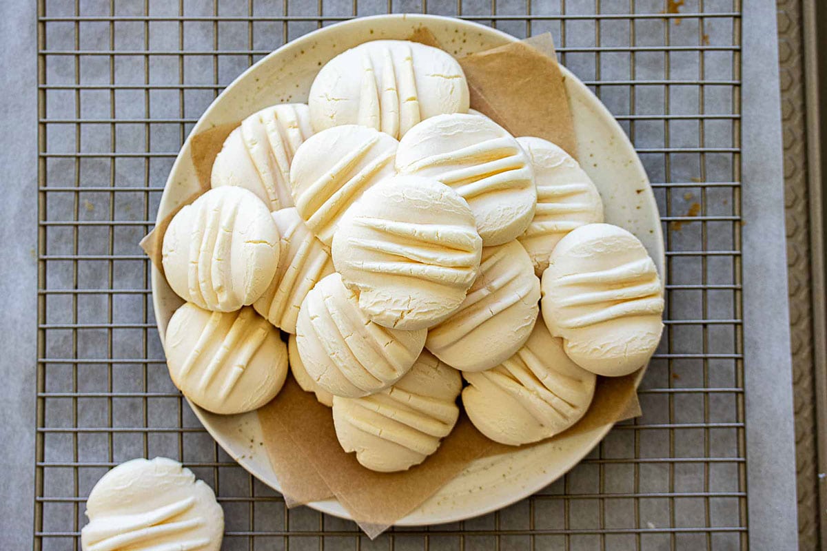 18 Cookie Creations That Delight the Eyes and Please the Palate