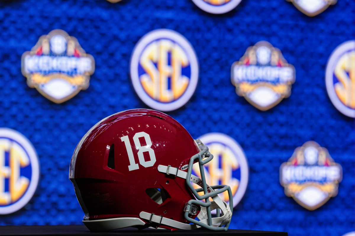 Fans Irate Over SEC Bias in Latest College Football Playoff Rankings