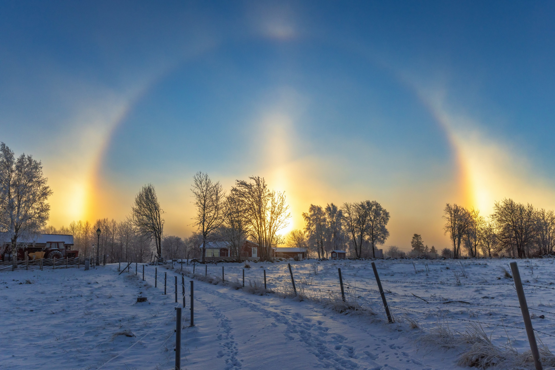 Terrifying pictures of the world's strangest and rarest weather phenomena