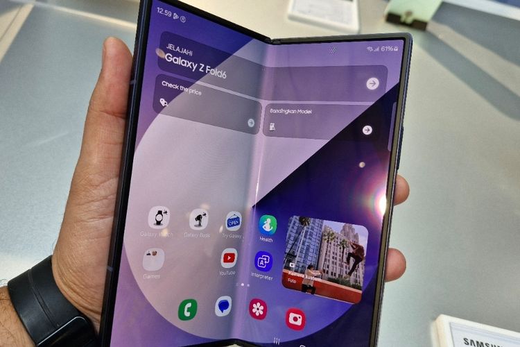 Samsung Siapkan Smartphone Lipat Tiga-nya, TM Roh: Rilis Akhir Tahun Ini!