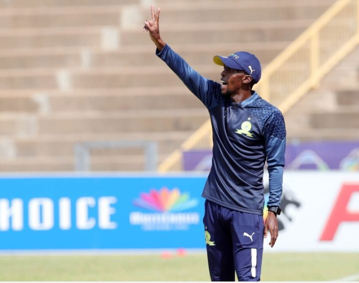 Mamelodi Sundowns coach resigns! Mamelodi Sundowns coach resigns!