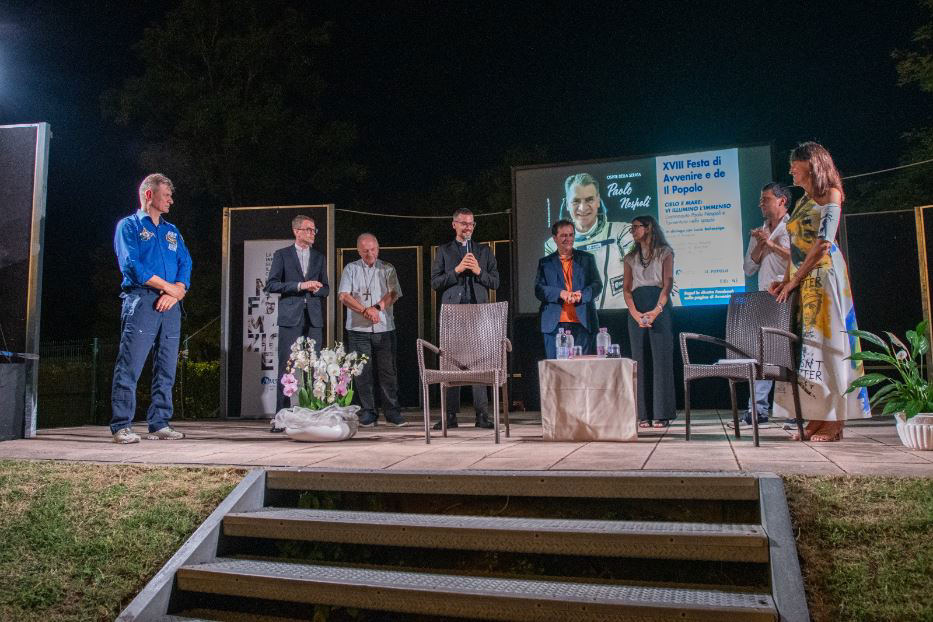 Bibione, la lezione di Nespoli sullo spazio Bibione, la lezione di Nespoli sullo spazio