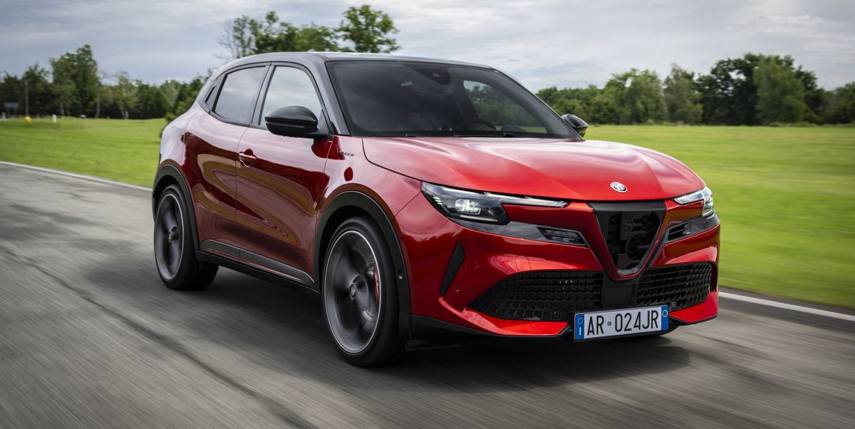 Alfa Romeo Junior: Todo sobre el pequeño SUV de Alfa Romeo