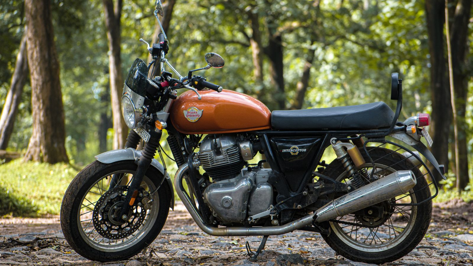 20 Vintage Motorcycles That’ll Make You Want to Ride Back in Time