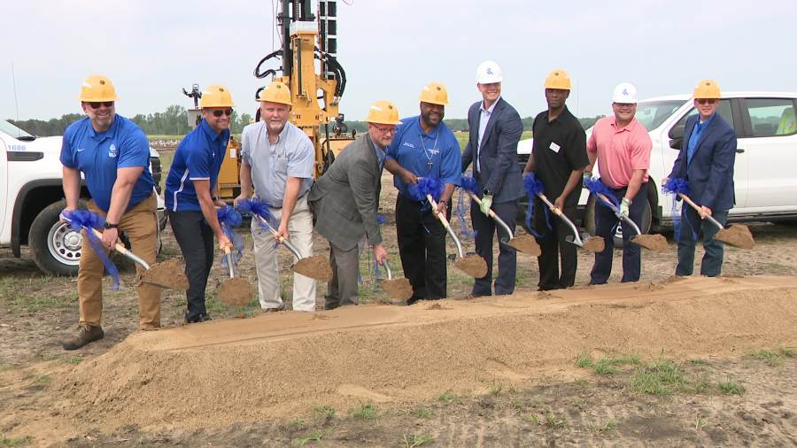 Consumers Energy opens solar energy farm near Muskegon