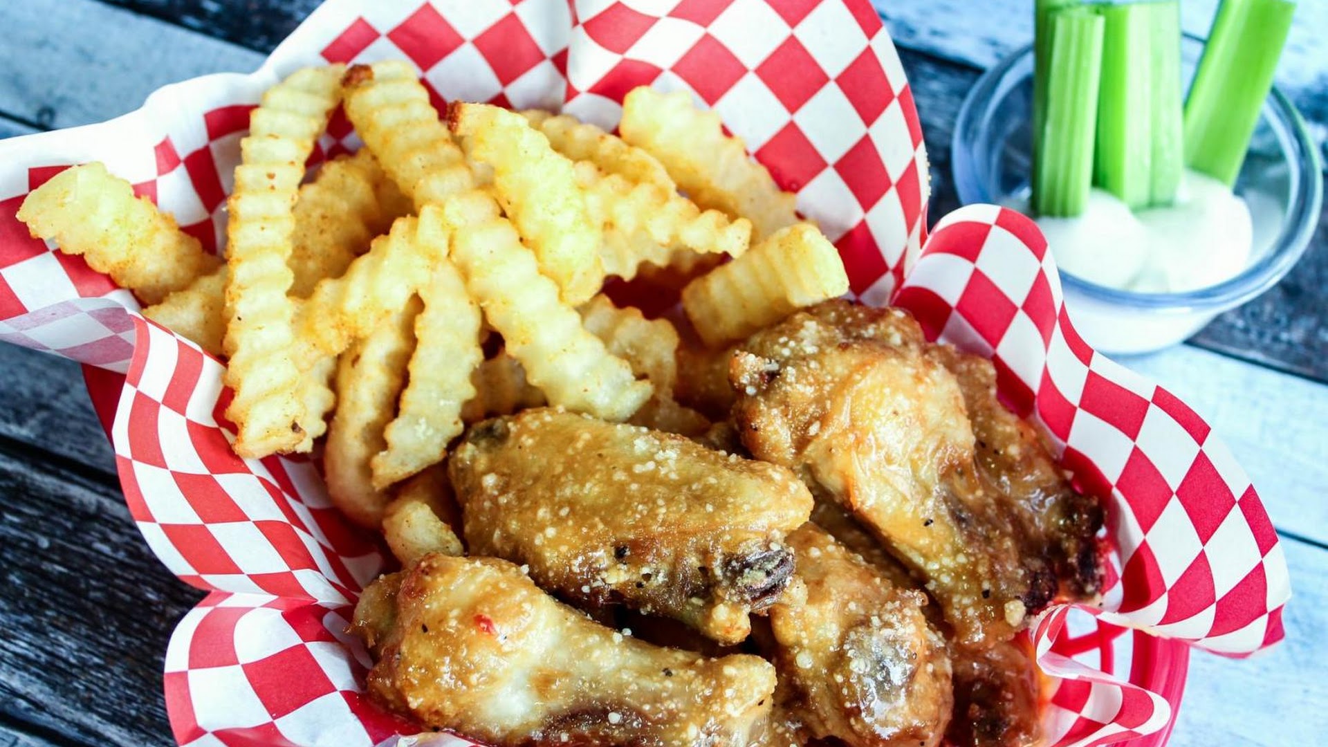 This Wing Sauce Is Fabulous! Our Favorite Garlic Parm Wings