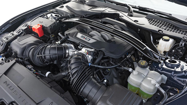 Ford Mustang Dark Horse vs. GTD: Traditional Muscle Evolves Into Over ...