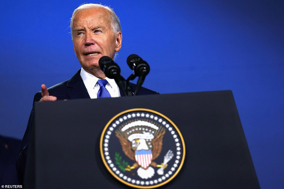 Biden aides fail to convince Democrats that Joe can survive in meeting Biden aides fail to convince Democrats that Joe can survive in meeting