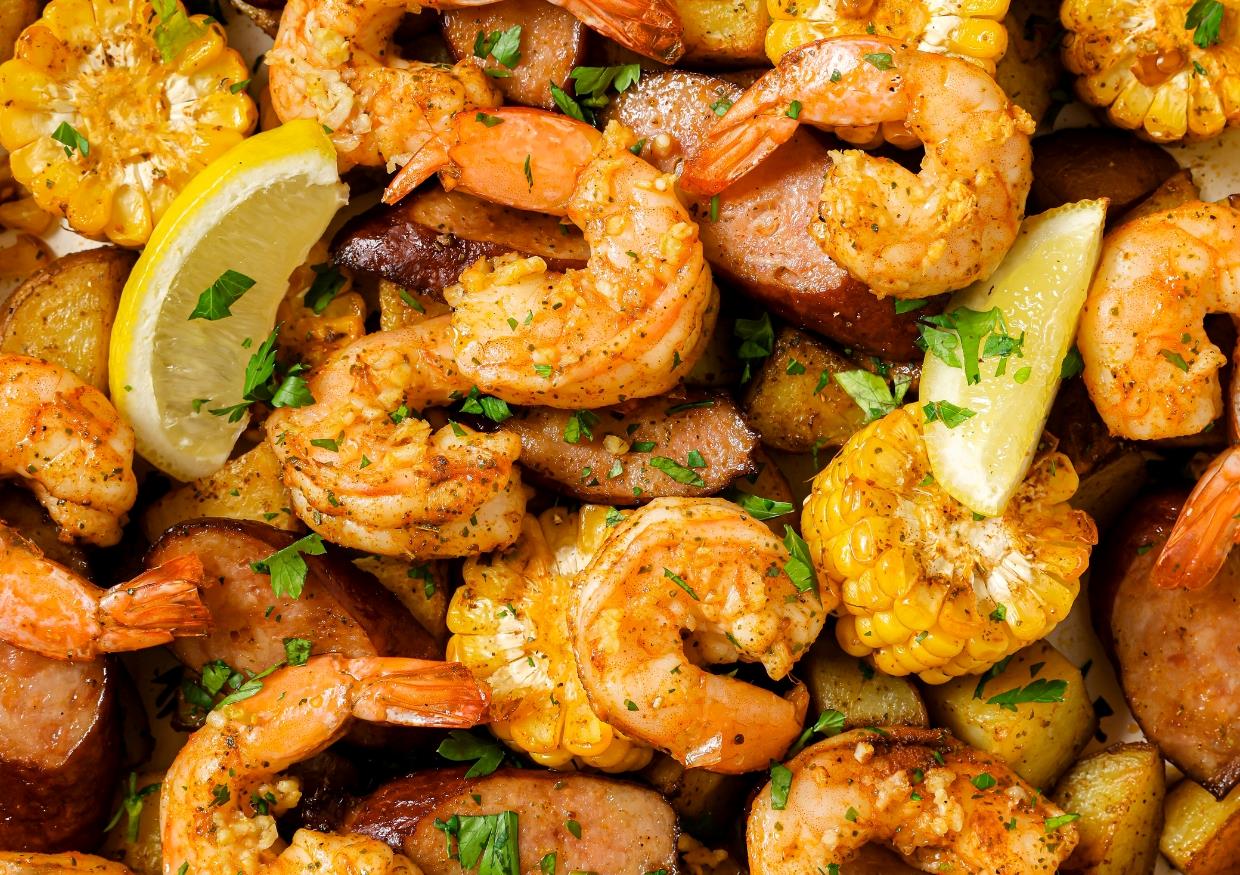 29 One-Hour Recipes That’ll Convince You Cooking at Home Isn’t That Bad