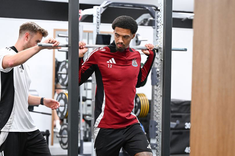 Newcastle United door left ajar for Jamal Lewis as Eddie Howe admits he ... Newcastle United door left ajar for Jamal Lewis as Eddie Howe admits he ...
