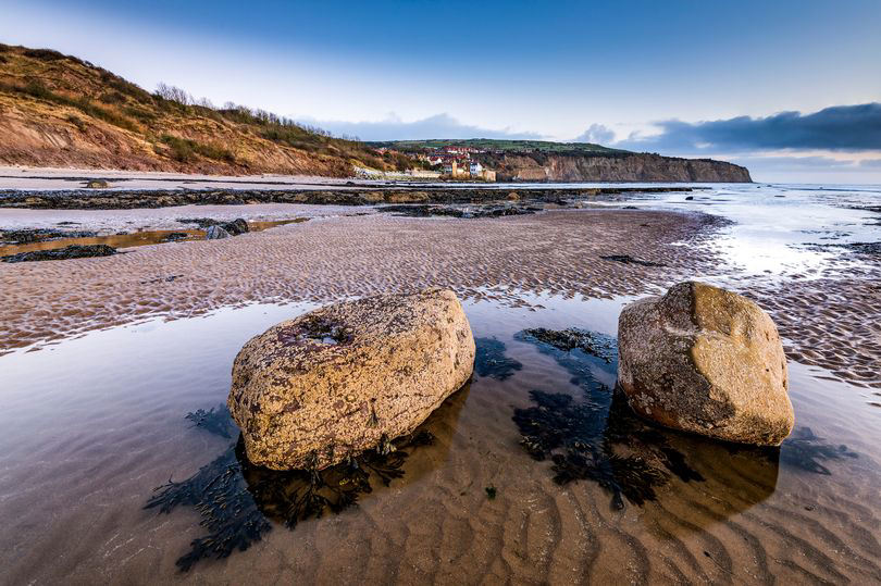 15 stranded on Yorkshire beach as Coastguard issues statement 15 stranded on Yorkshire beach as Coastguard issues statement