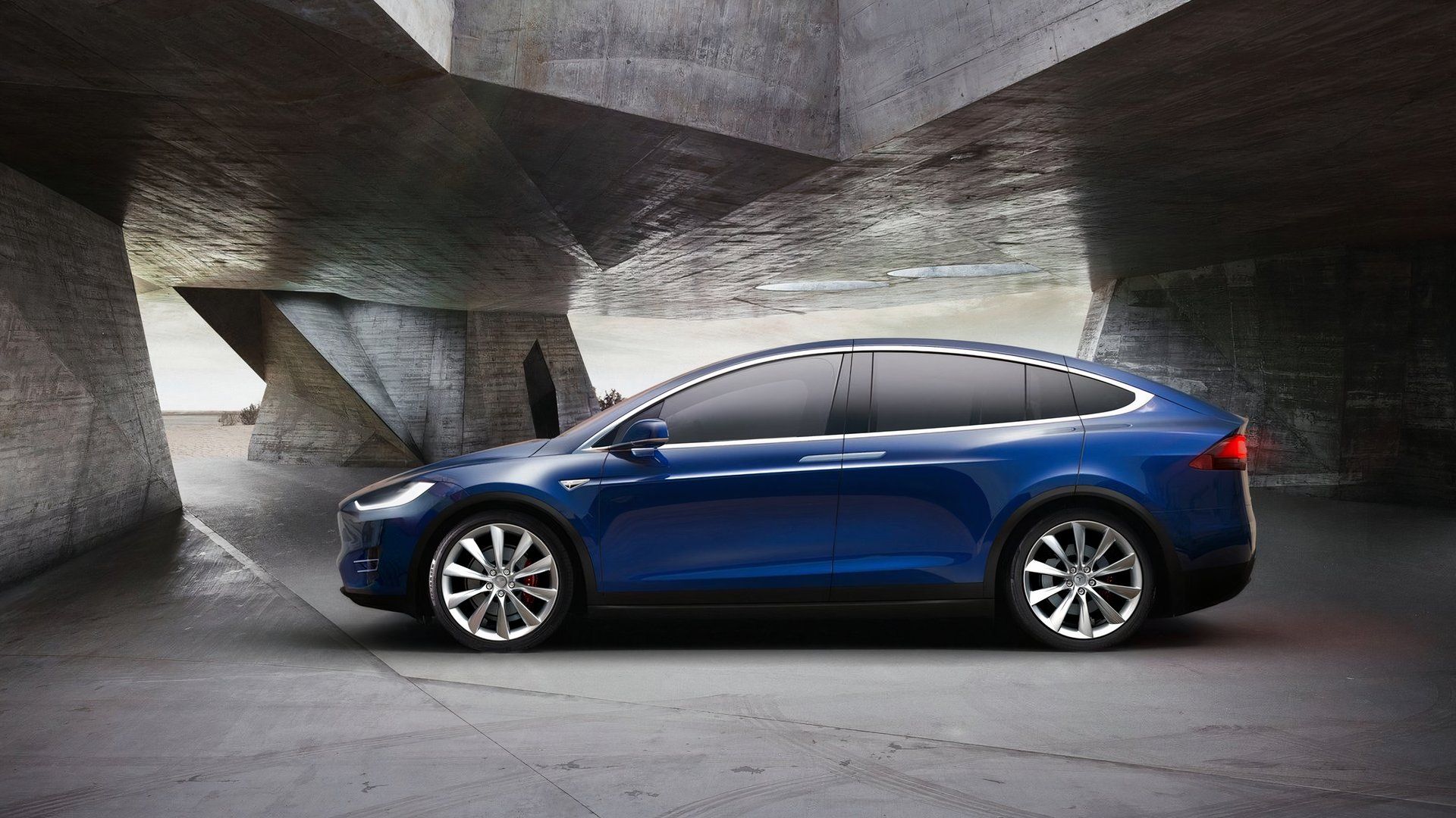 Another Tesla Got Vandalized In Texas, Owner Sues