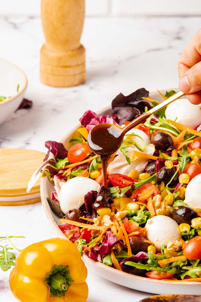 Rainbow Salad With Balsamic Dressing