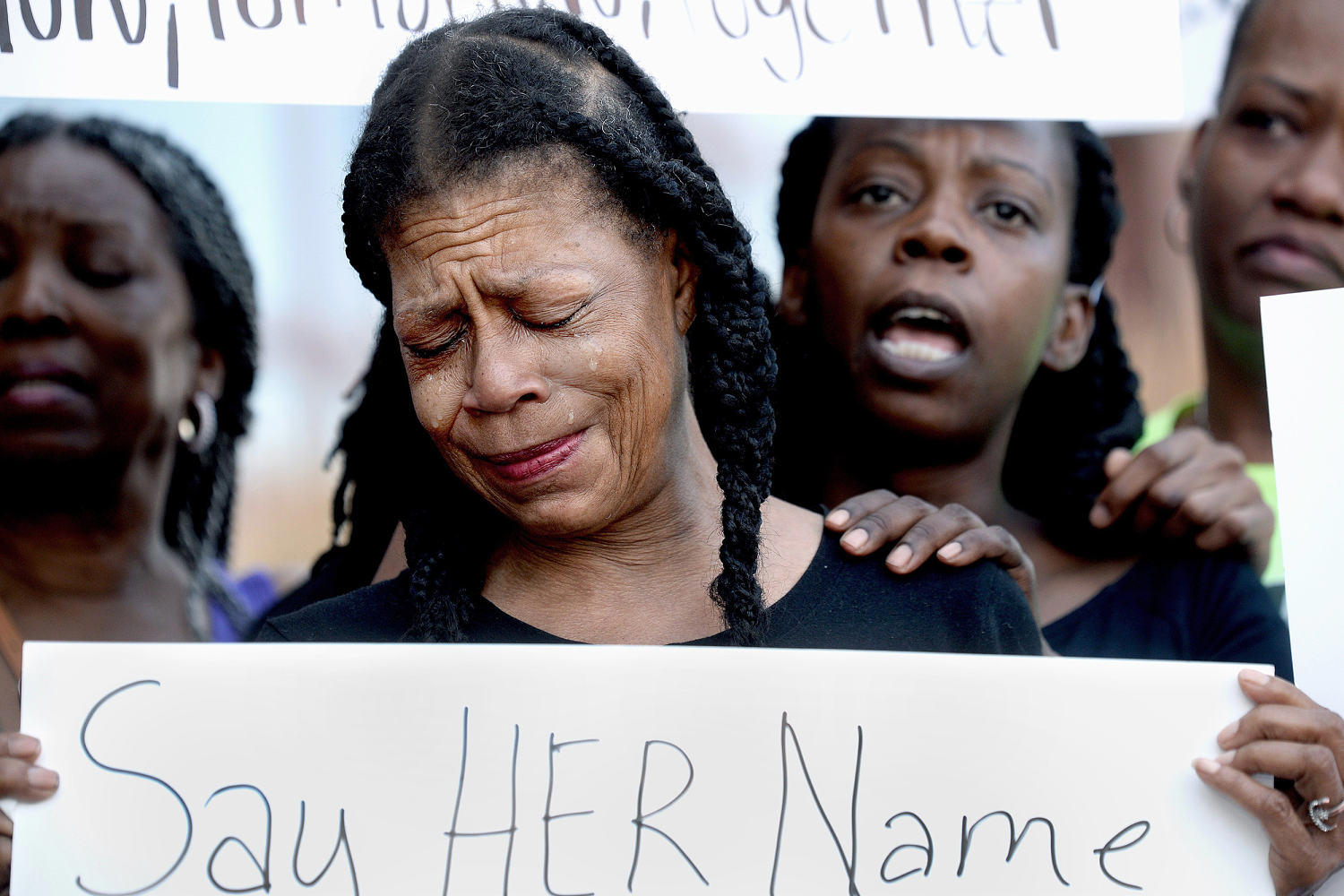 Illinois woman who called police over possible intruder killed by ... Illinois woman who called police over possible intruder killed by ...
