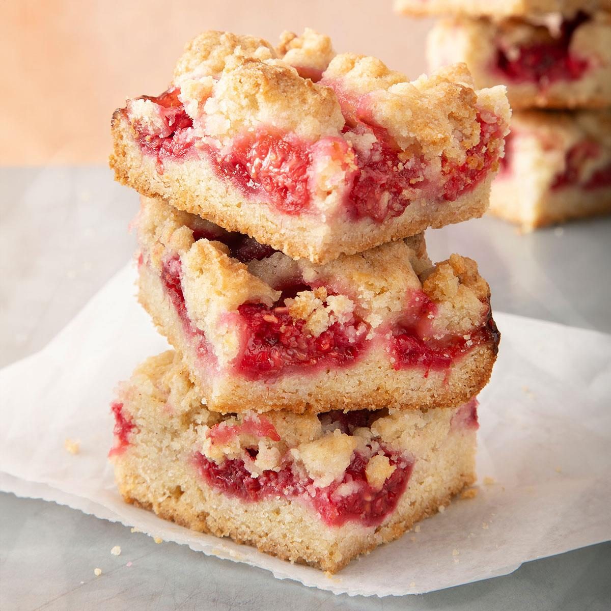 30 fruity dessert and cookie bars