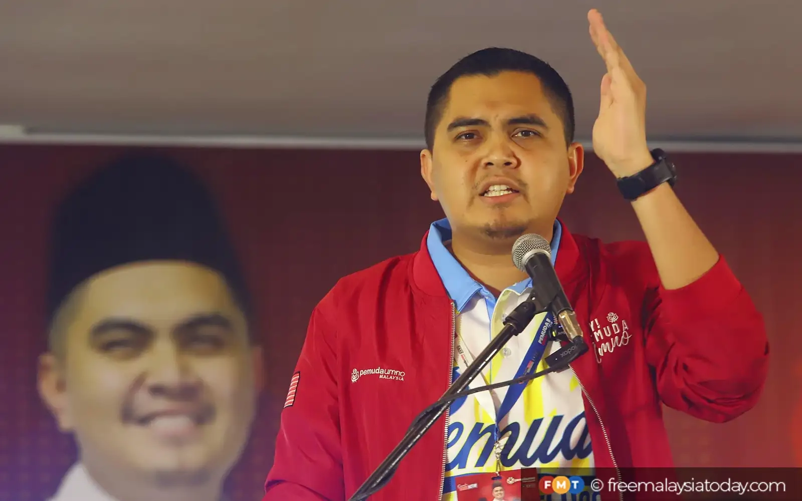 Akmal questions PAS’s stand on ‘frogs’ after accepting Umno defector Akmal questions PAS’s stand on ‘frogs’ after accepting Umno defector