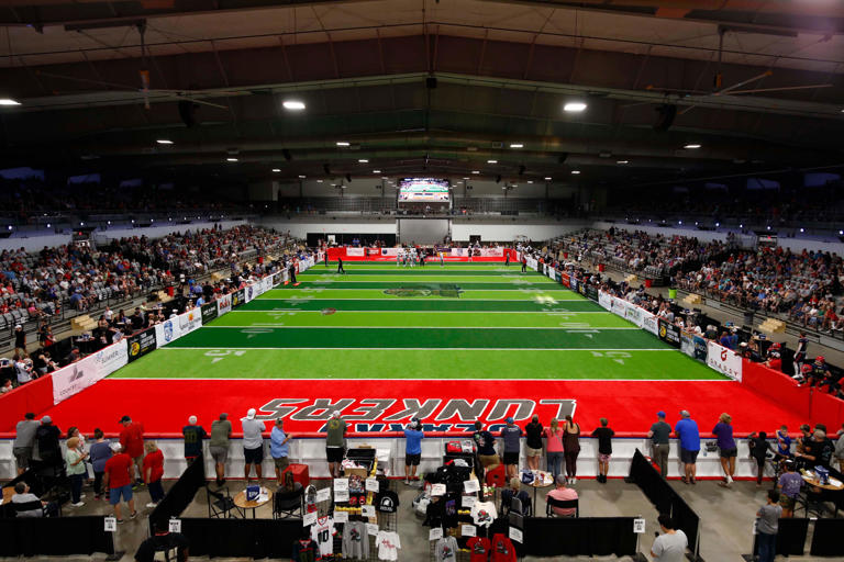 Ozarks Lunkers football returns for 2nd season: Schedule, tickets, roster