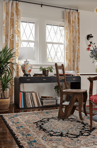 7 Items Designers Always Buy at Thrift Stores—Even for Their Fanciest ...