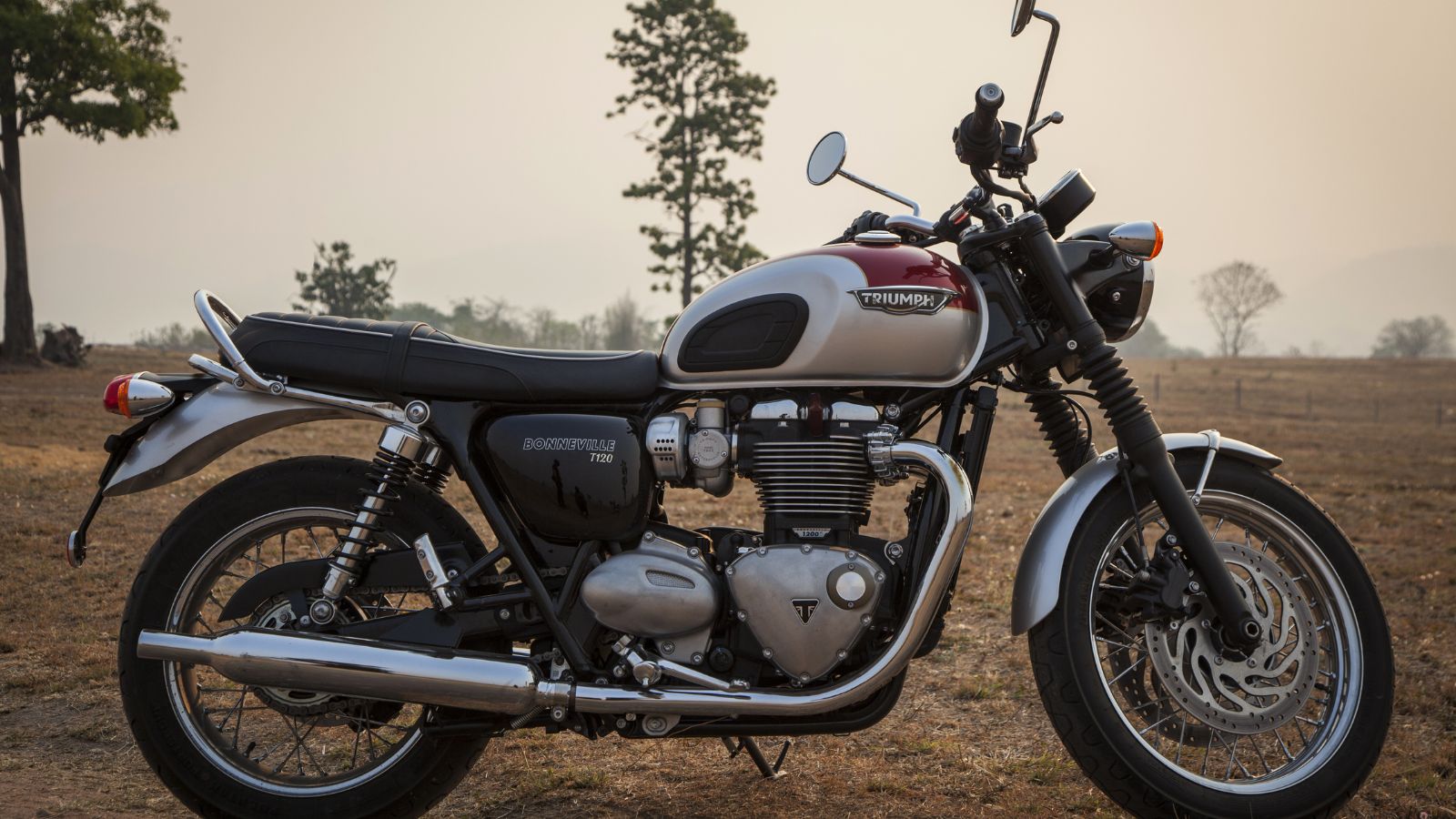 8 motorcycles that look retro but ride like something far more modern
