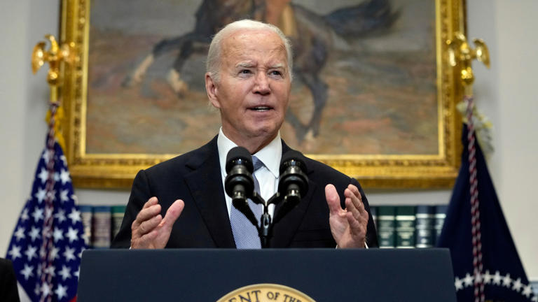 Donald Trump aprovecha debilidad de Joe Biden y bromea con los ... Donald Trump aprovecha debilidad de Joe Biden y bromea con los ...